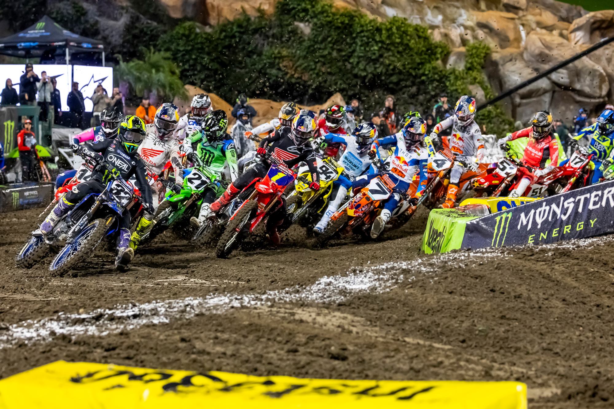Fan Sweepstakes 2025 | Monster Energy AMA Supercross